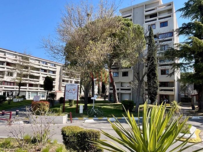 Appartement à louer - Jas de Bouffan, Aix-en-Provence - 1 pièce