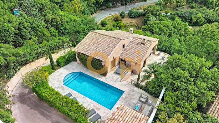 Sainte-Maxime, Virgiles, Capet dAzur, Souleyas, Croisette : Maison 5 pièces à vendre