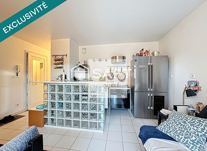 Appartement à vendre - Roissy-en-France - 2 pièces - 1 chambre