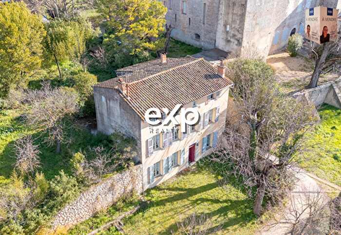 Maison 14 pièces à vendre à Le Revest-les-Eaux