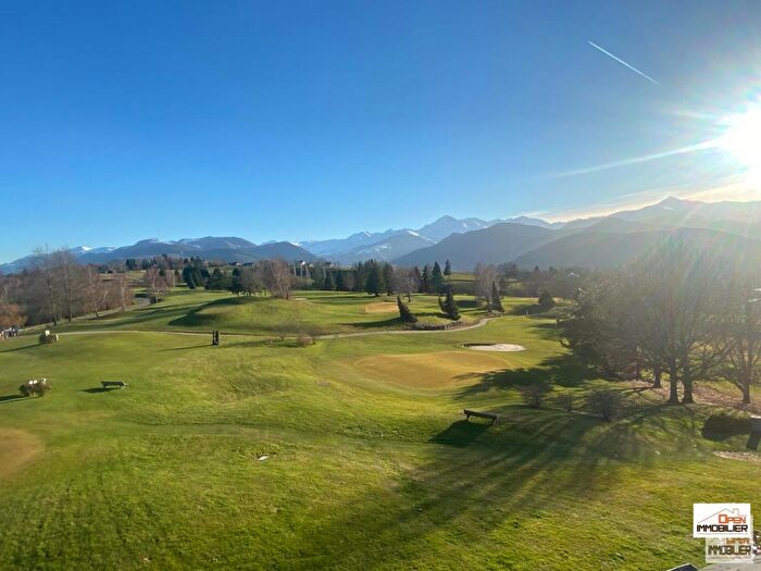 Appartement à vendre - Bagnères-de-Bigorre - 3 pièces - 2 chambres