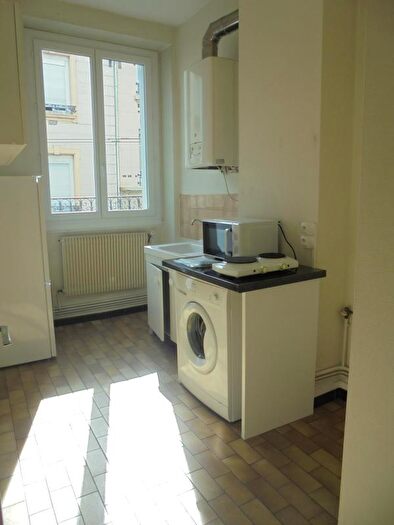 Appartement à louer - Saint-Étienne, Saint-Roch, Vivaraize, Valbenoite, Centre Deux - 1 pièce - 1 chambre