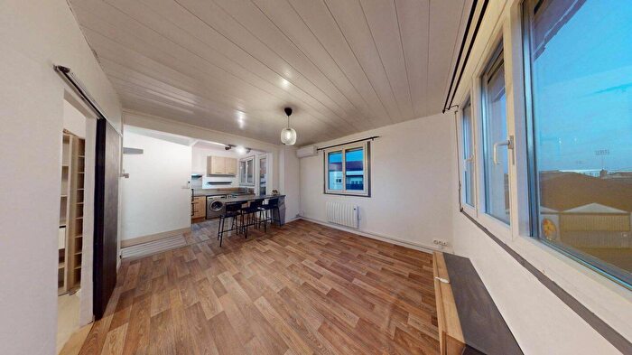 Appartement à louer - École Sembel, Agen - 3 pièces - 2 chambres