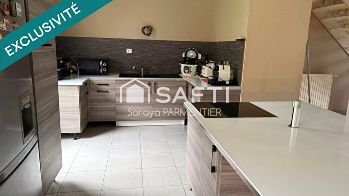 Maison à vendre - Grisy-les-Plâtres - 7 pièces - 5 chambres