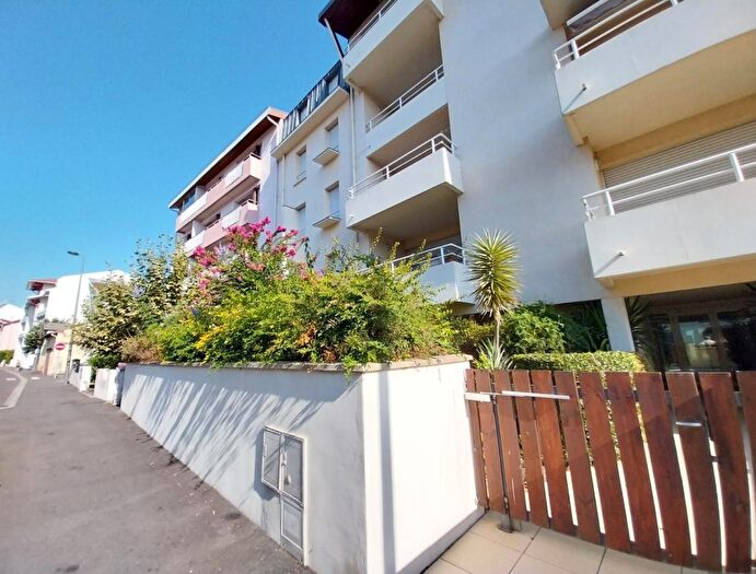 Appartement à louer - Dax, Saint-Pierre - 1 pièce