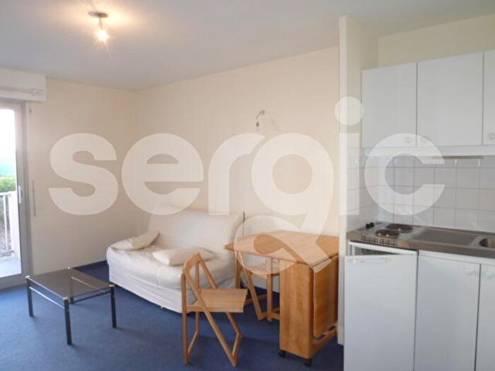 Appartement à louer - Olivet, Larry, Coin Rond, Lorette - 1 pièce