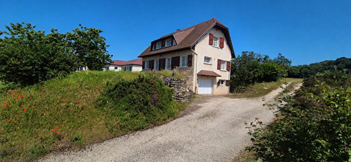 Maison 6 pièces à Creys-Mépieu, à vendre