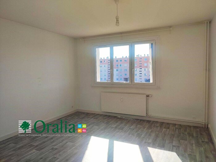 Appartement à louer - Fauconnet, Dijon - 1 pièce