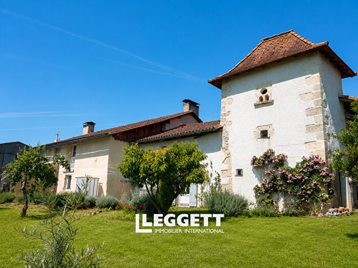 Maison 7 pièces à Les Essards, à vendre