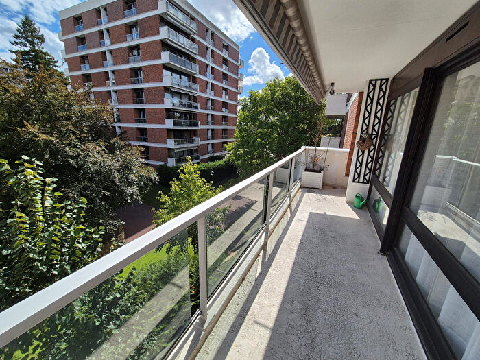 Appartement à vendre - Jouy-en-Josas - 3 pièces - 2 chambres