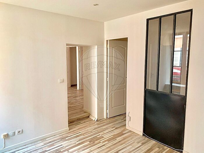 Appartement à vendre - Villefranche-sur-Saône, Centre-ville - 3 pièces - 2 chambres