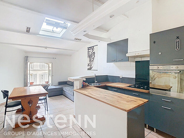 Appartement à vendre - Eyguières - 3 pièces - 2 chambres