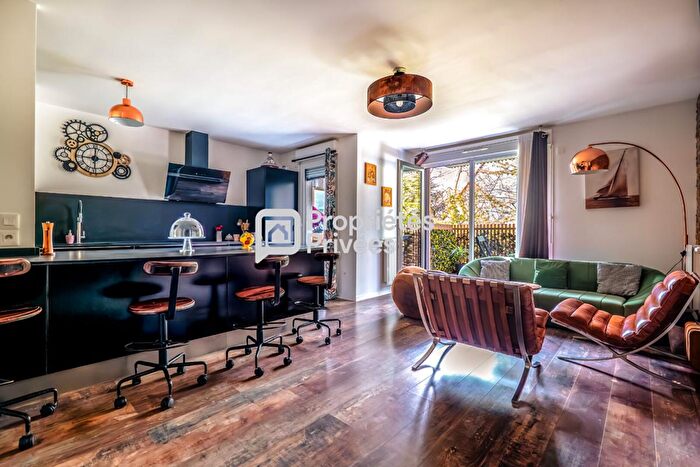 Appartement à vendre - Nanterre, Petit Nanterre - 3 pièces - 2 chambres