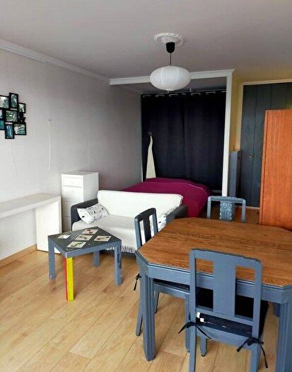 Atlantis-Massy Sud : Appartement 1 pièce à louer