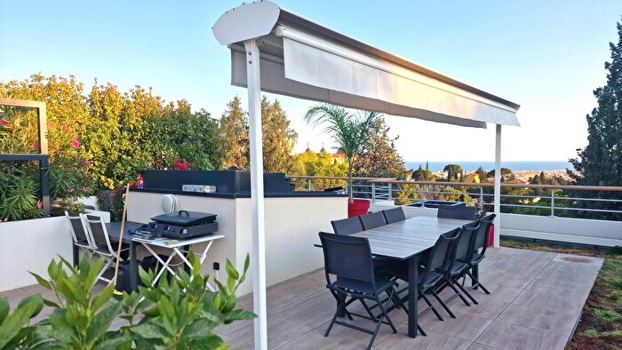 Appartement à vendre - Nice, Cimiez - 3 pièces - 2 chambres