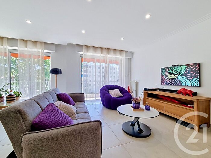 Antibes, Coeur de ville : Appartement 4 pièces à vendre