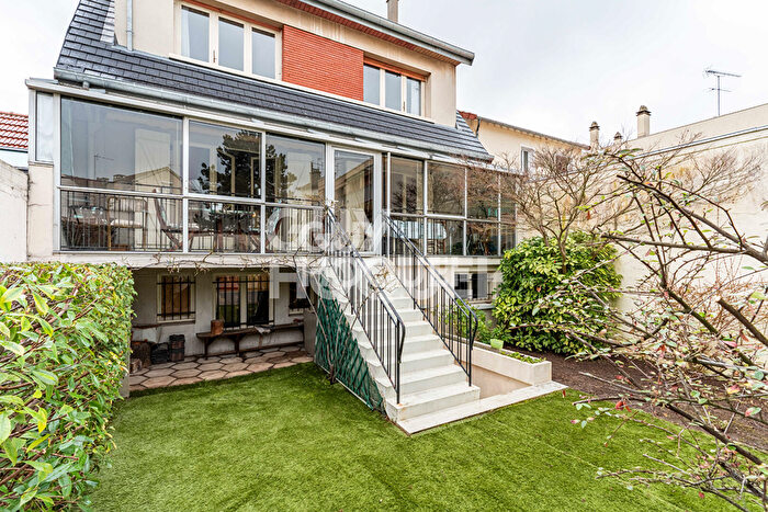 Maison à vendre - La Garenne-Colombes, Centre Sud - 6 pièces - 5 chambres
