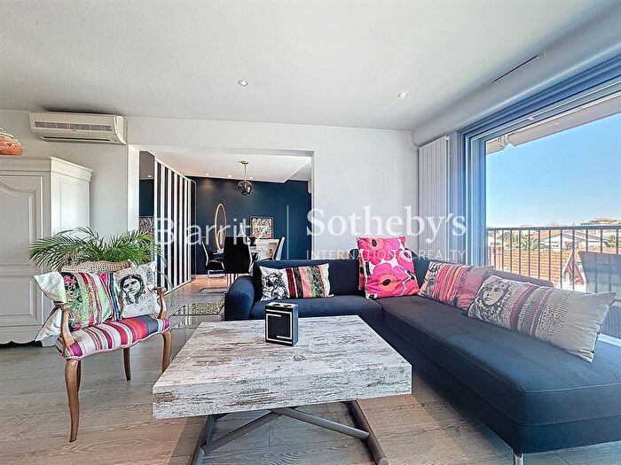 Biarritz, Centre-ville Est - Appartement 3 pièces à vendre