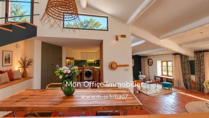 Maison 4 pièces à vendre à Lourmarin