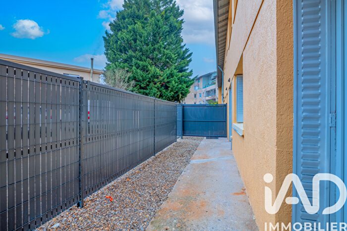 Appartement à vendre - Francheville, Francheville Le Haut, Les Cailloux, Le Bochu - 3 pièces - 2 chambres