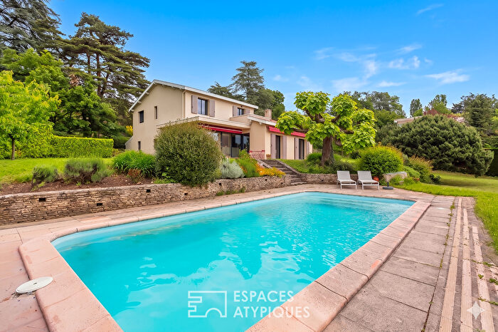 Charbonnières-les-Bains : Maison 8 pièces à vendre