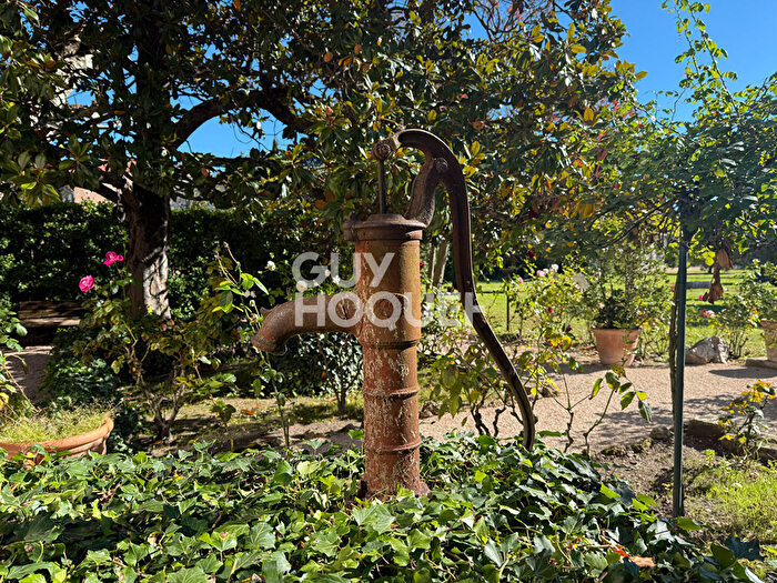 Maison à vendre - Althen-des-Paluds - 20 pièces - 10 chambres