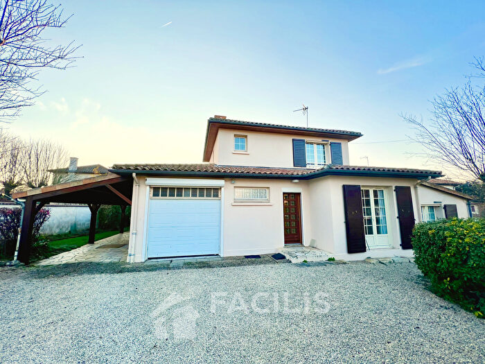 Maison à vendre - Vouneuil-sous-Biard - 5 pièces - 4 chambres