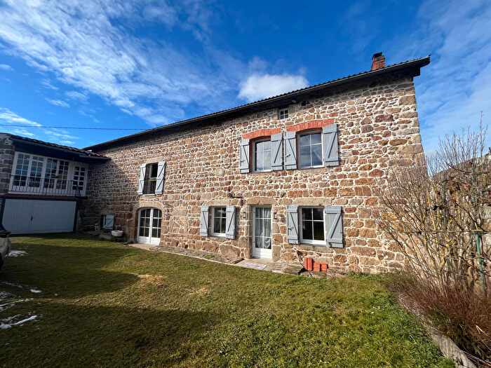 Maison à vendre - Usson-en-Forez - 4 pièces - 3 chambres