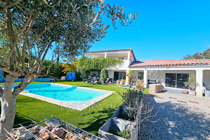 Maison à vendre - Montfort-sur-Argens - 6 pièces - 4 chambres