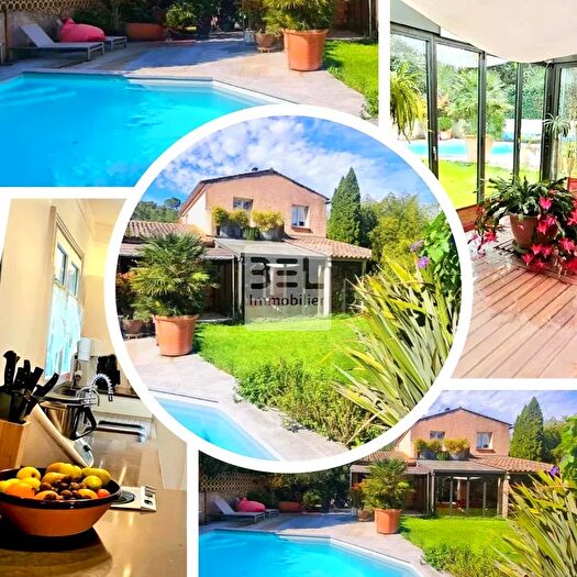 Maison à vendre - Bagnols-sur-Cèze, Berret, Euze - 13 pièces - 7 chambres