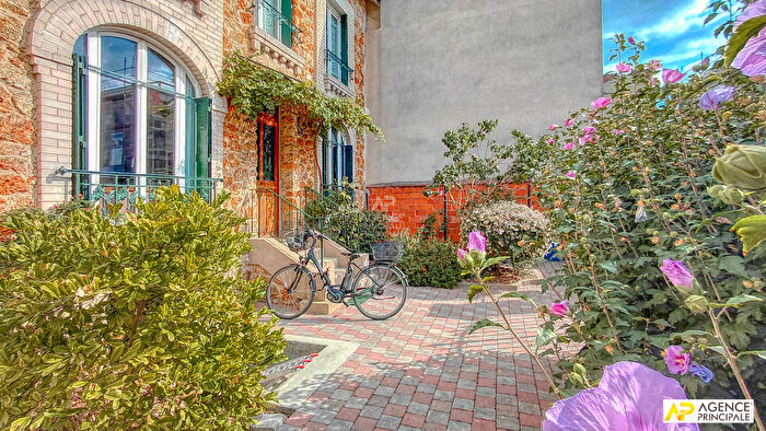 Maison 8 pièces à Versailles, Porchefontaine, à vendre
