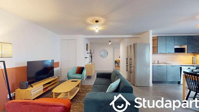 Appartement à louer - Bordeaux Sud - 1 pièce - 3 chambres