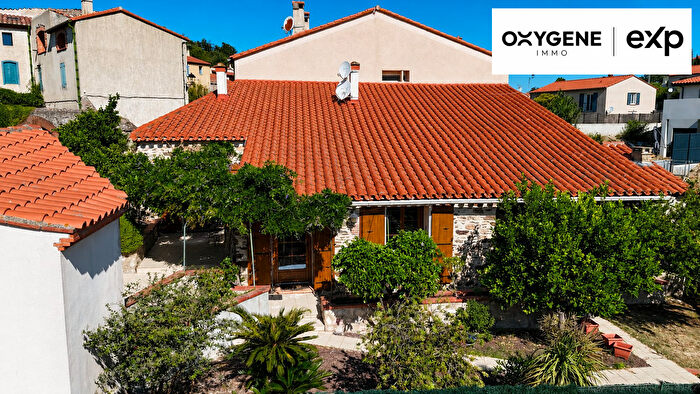 Maison 4 pièces à Corbère, à vendre
