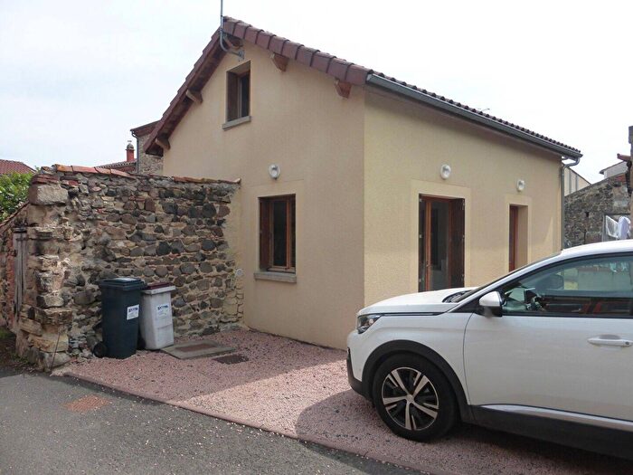 Maison 4 pièces à Orbeil, à louer
