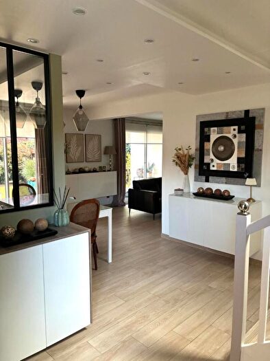 Maison à vendre - Verneuil-sur-Seine, Aulnay Mallo, Gros Chênes, Chemin vert, Parc Noir - 8 pièces - 6 chambres