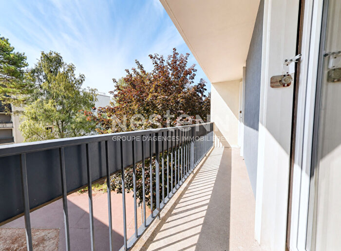 Appartement 4 pièces à vendre - Roissy-en-Brie, Arpents, Etang, Vignes