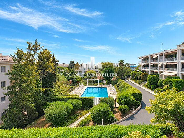 Appartement 3 pièces à vendre - Antibes, Antibes-les-Pins, Trianon, Le Fournel, Peyregoue