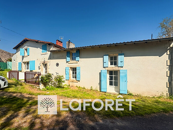 Maison à vendre - Gémozac - 6 pièces - 3 chambres