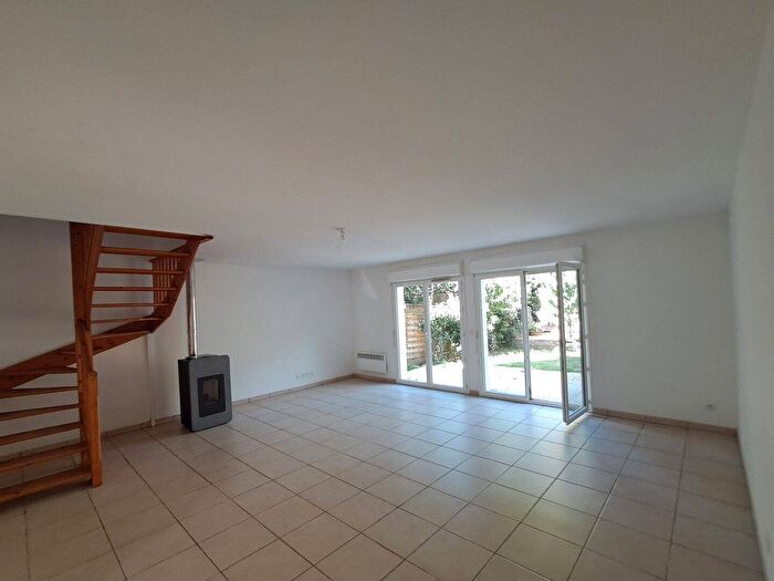 Maison à louer - Léognan - 4 pièces - 3 chambres