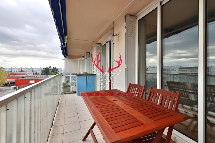 Appartement à vendre - Bron - 4 pièces - 3 chambres