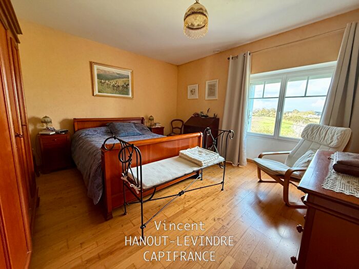 Étriché : Maison 11 pièces à vendre