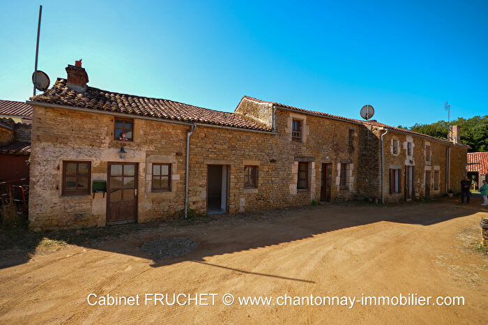 Maison à vendre - Saint-Juire-Champgillon - 8 pièces - 5 chambres