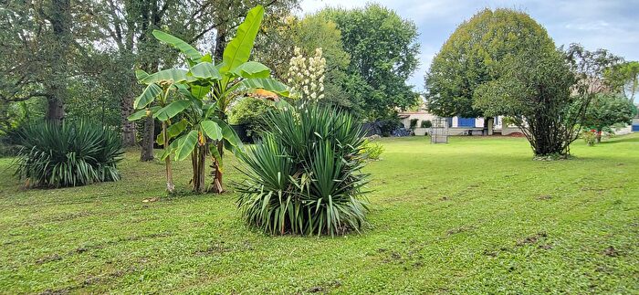 Maison à vendre - Courcelles - 6 pièces - 3 chambres