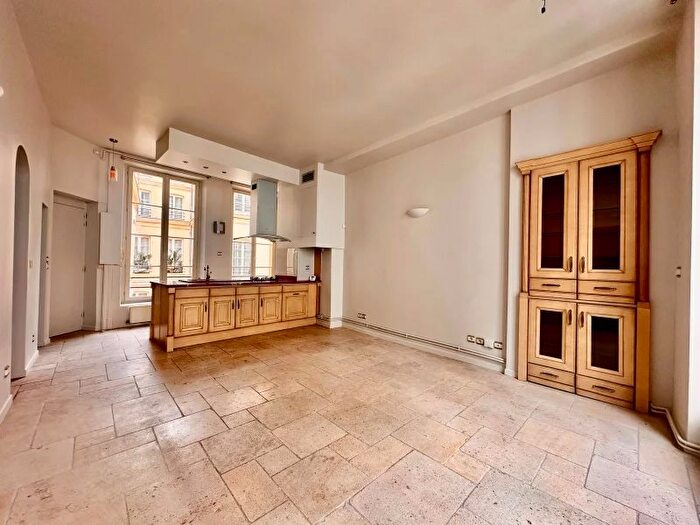 Appartement à vendre - Paris e , Sainte-Avoye - 2 pièces - 1 chambre