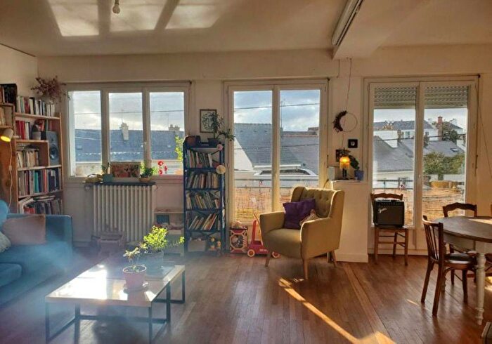 Appartement à vendre - Saint-Nazaire, Nord - 5 pièces - 4 chambres