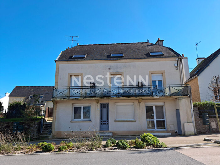 Maison à vendre - Elven - 9 pièces - 9 chambres