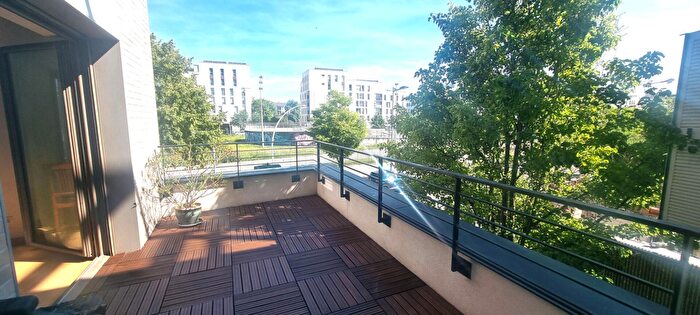 Appartement 4 pièces à vendre à Nanterre, Petit Nanterre