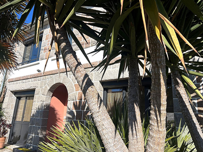 Maison à vendre - Saint-Brieuc, Cesson, Ville Bastard, Balzac, Le Plateau, Europe, Ginglin - 7 pièces - 5 chambres