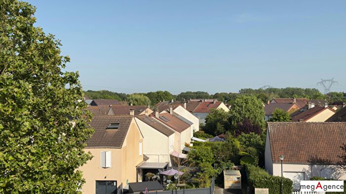 Élancourt, Les Petits Prés : Appartement 2 pièces à vendre