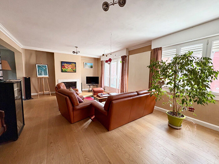 Appartement 5 pièces à La Madeleine, à vendre
